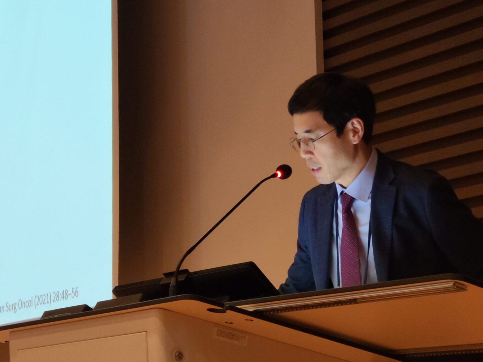 암수술 후 좀처럼 힘든 소화?…홍삼, 위장장애 개선 효과 – 아실리온의 핫이슈 리포트